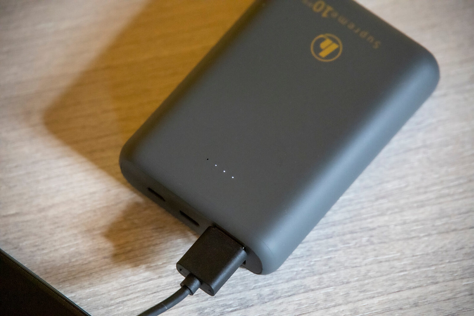 Hama Power Pack Supreme 10HD test powerbanku 10000 mAh